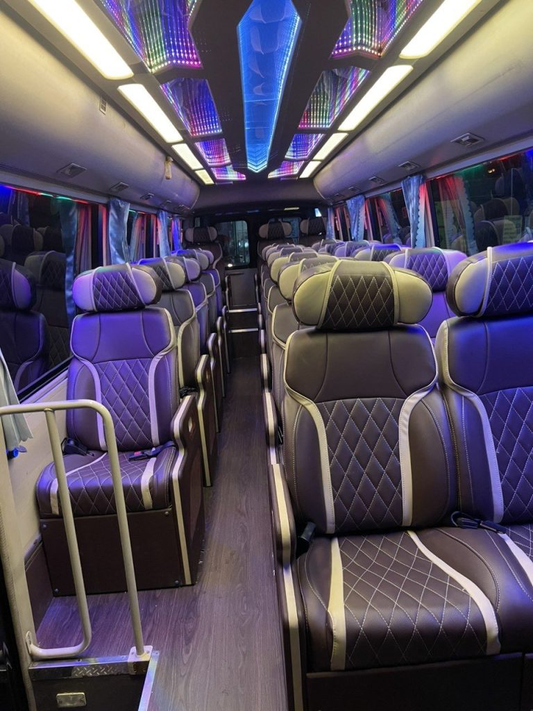 Thuê xe limousine tại Hà Nội - Trải nghiệm chuyên cơ mặt đất - Asia ...